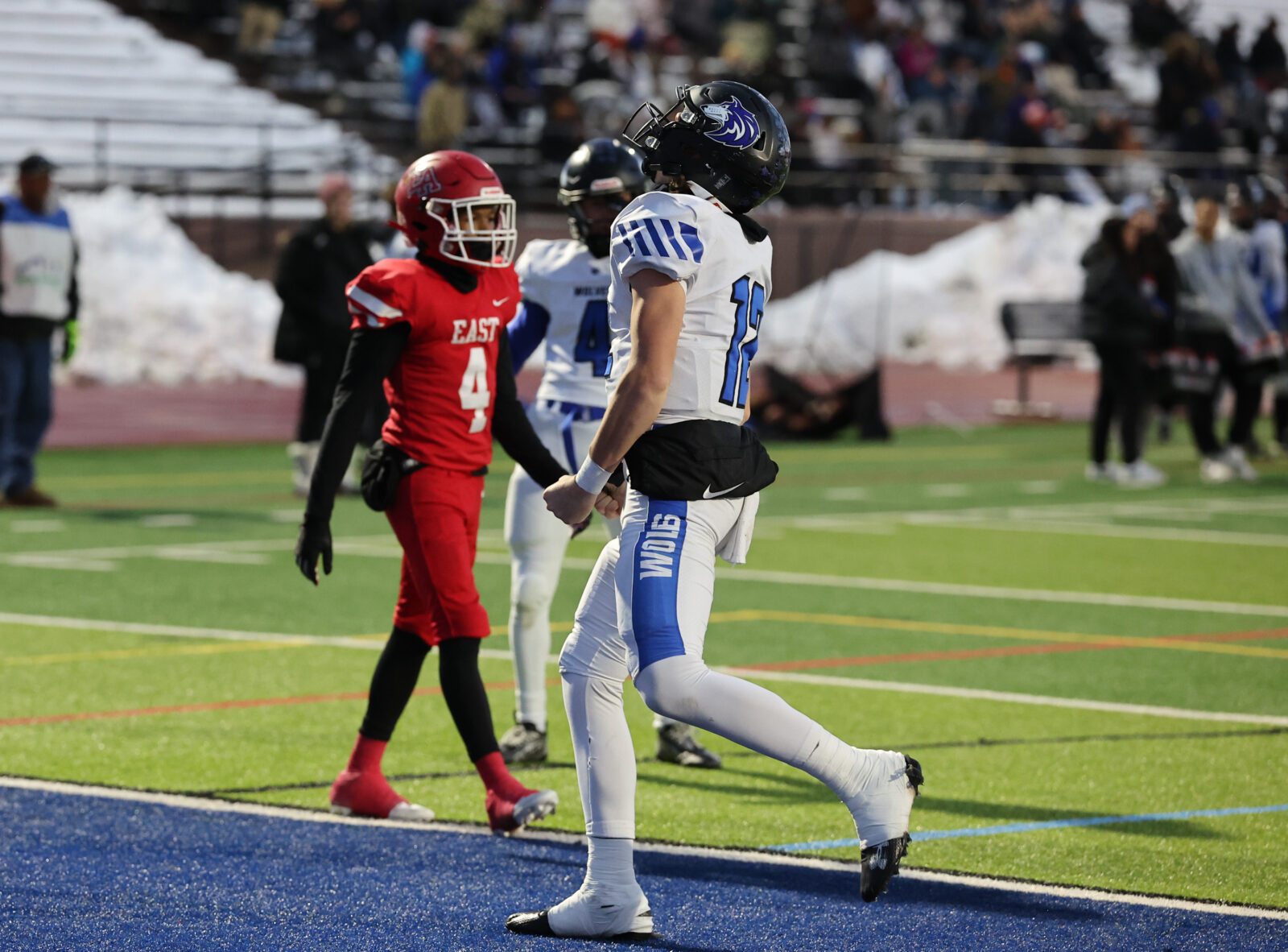 Grandview beats Denver East in first round of 5A football playoffs