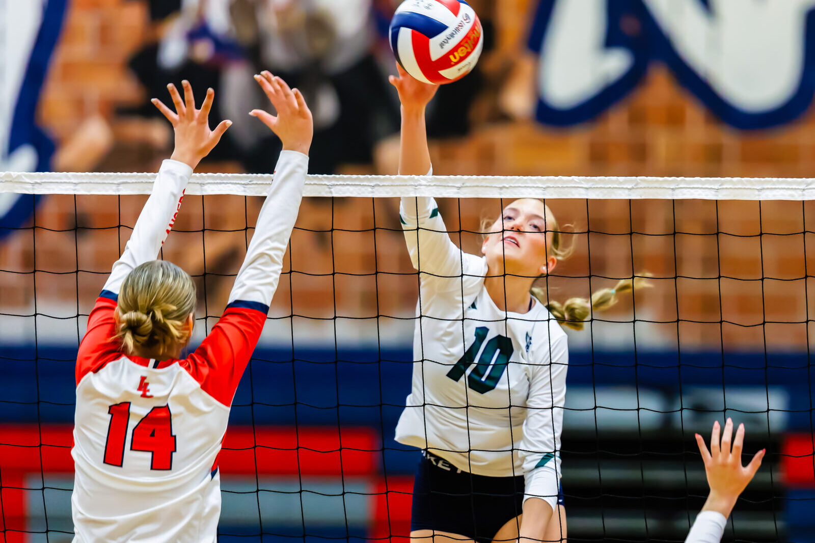 Pine Creek girls volleyball shows off power in sweep of Liberty