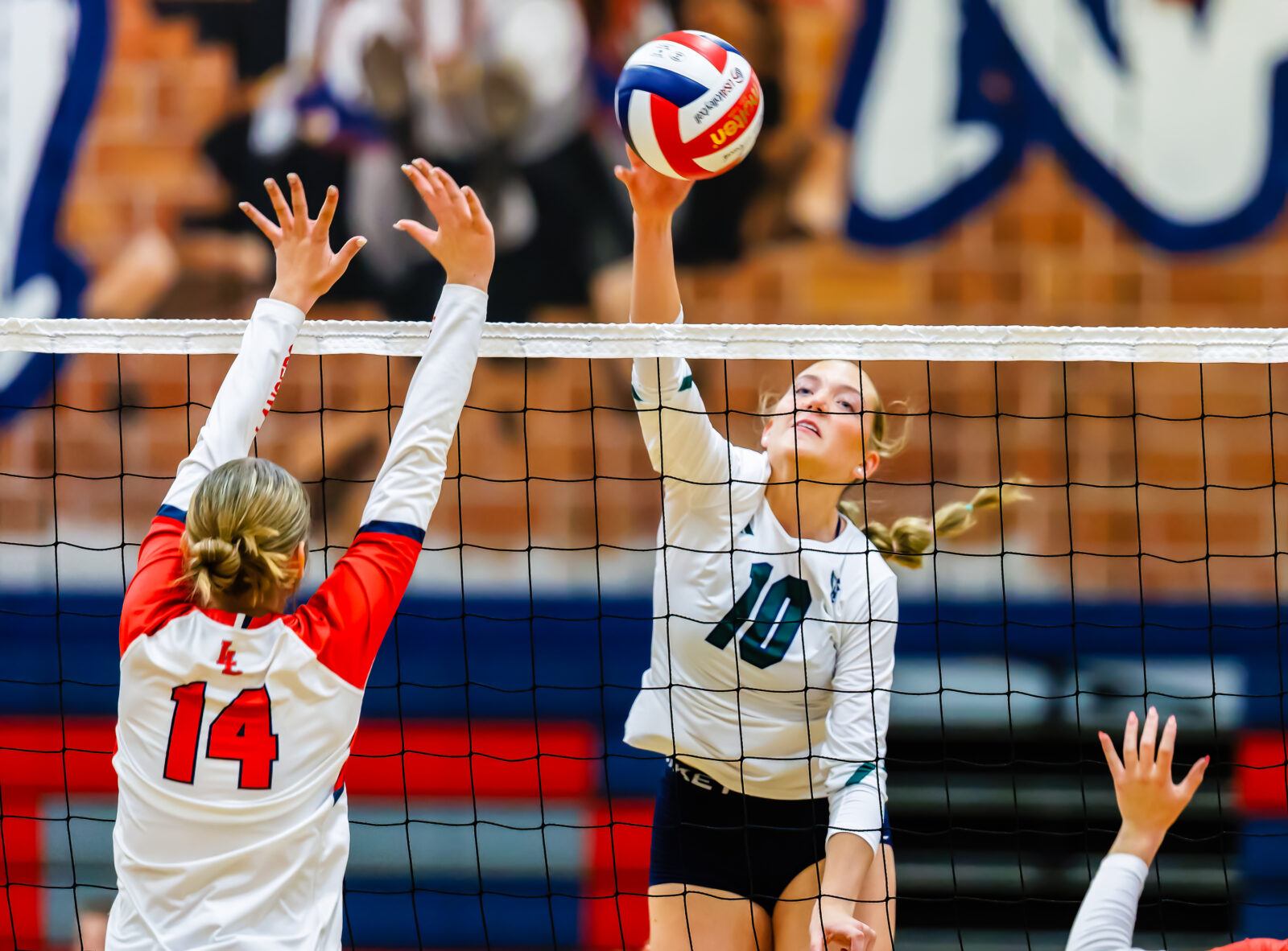 Pine Creek girls volleyball shows off power in sweep of Liberty