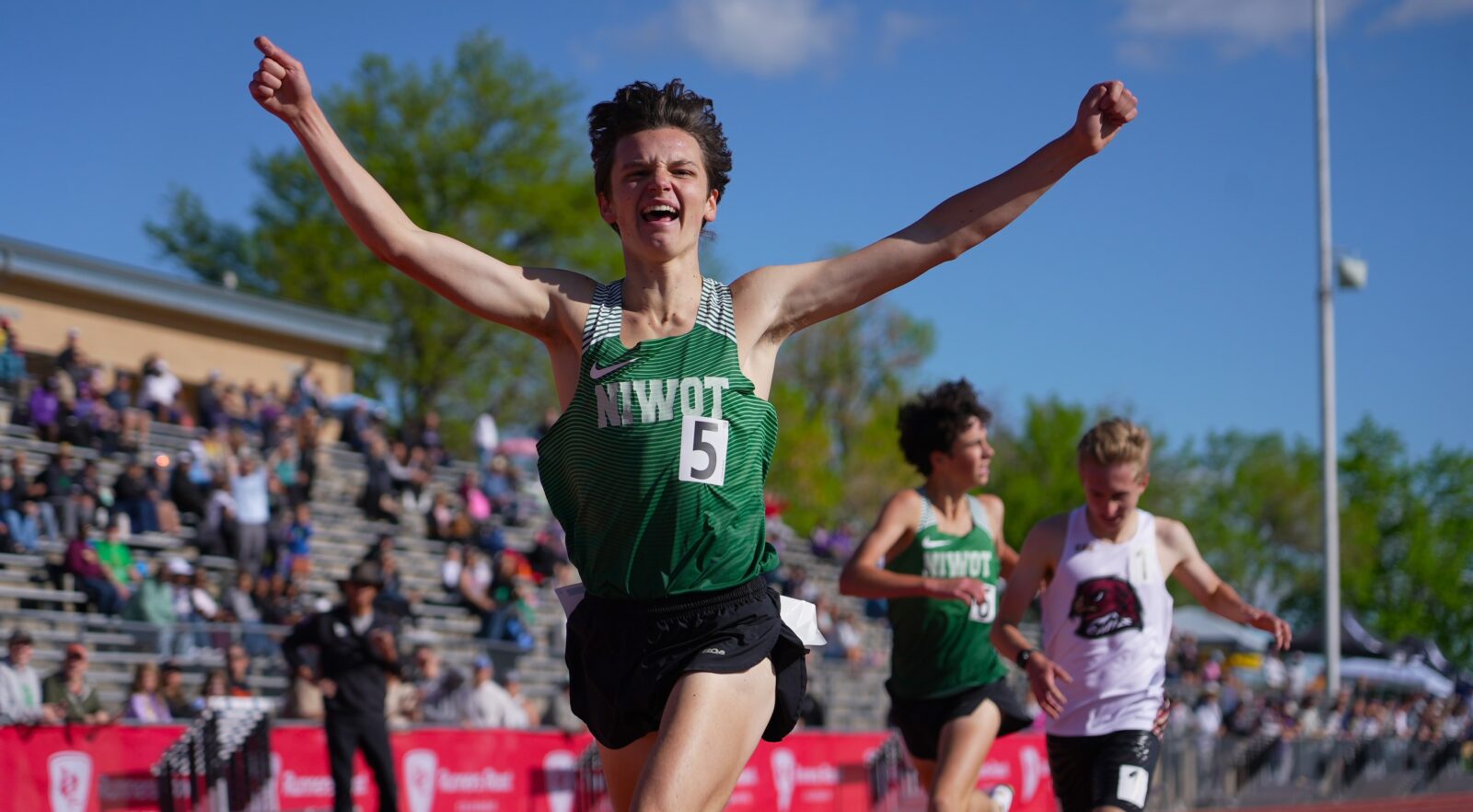 Records fall on Day 1 of the 2025 state track and field meet