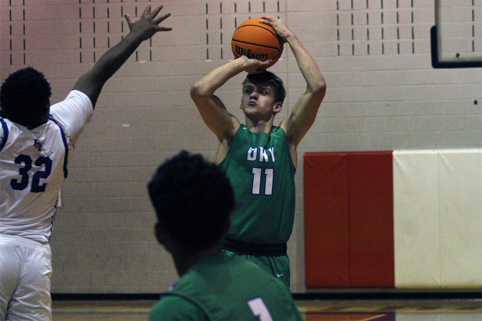 Low boys basketball seeds who could make a deep playoff run