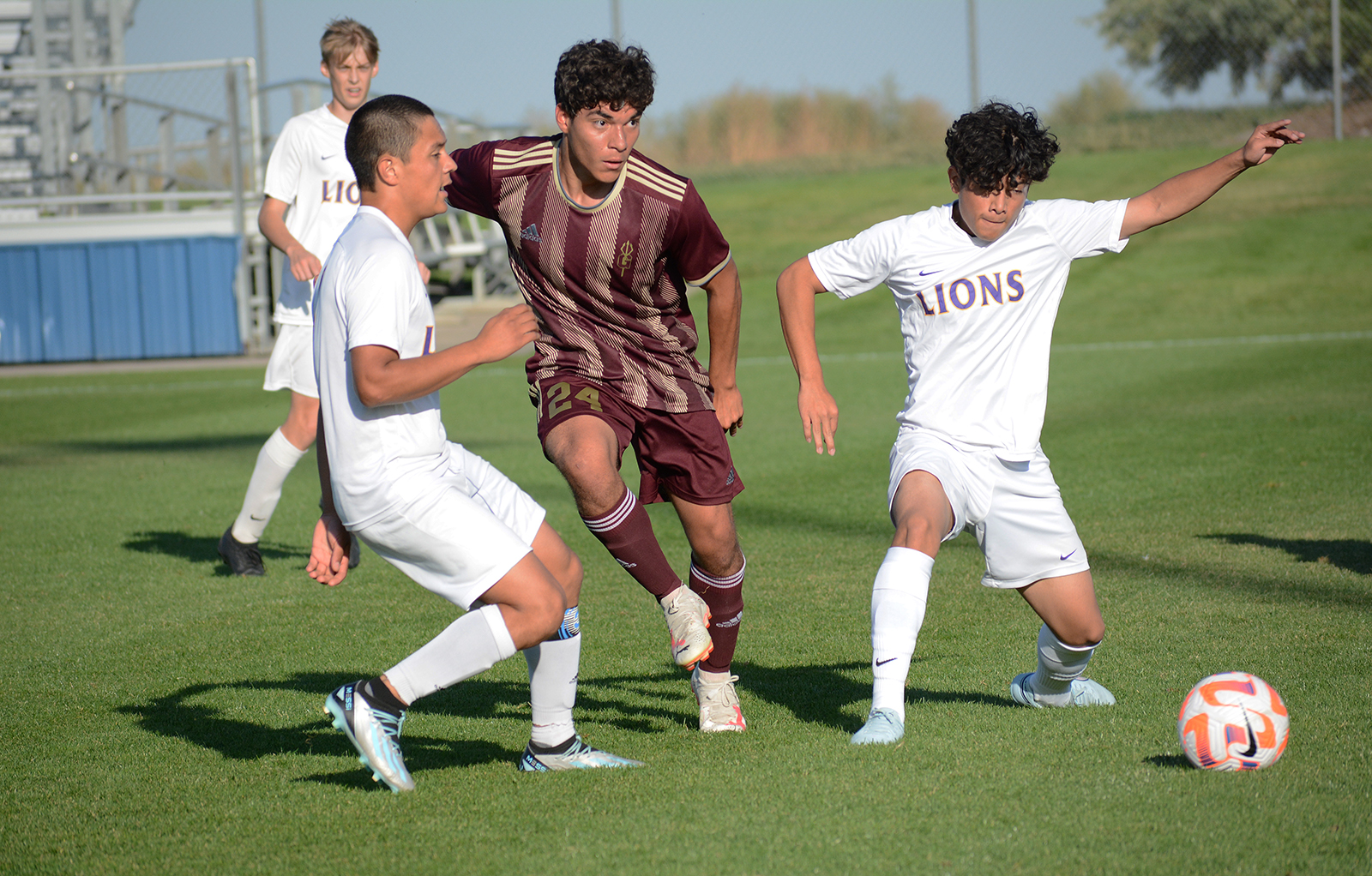 Golden boys soccer grinds out win over Littleton - Colorado Preps