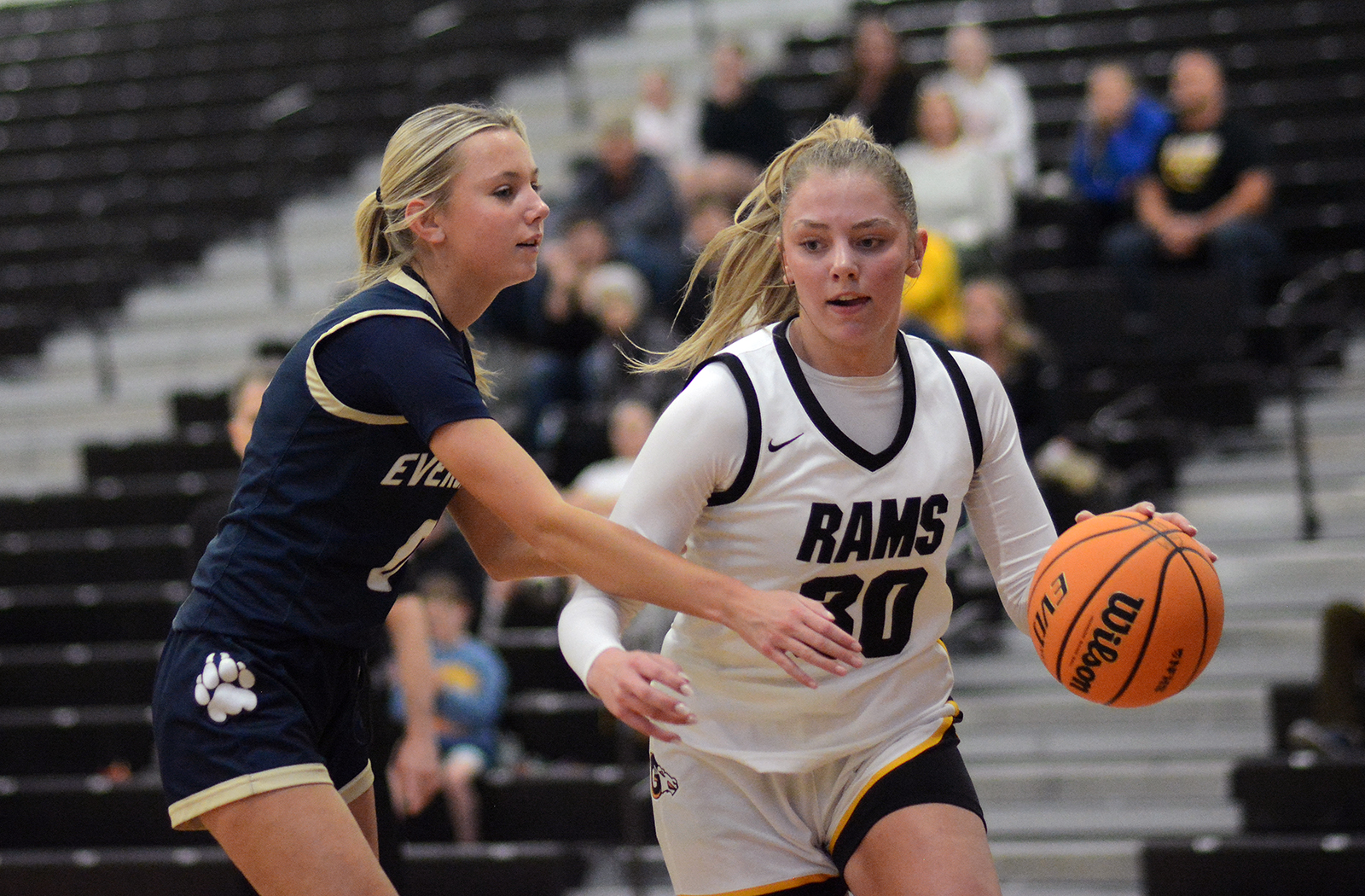 Green Mountain girls basketball rolls past Evergreen for 16th straight ...