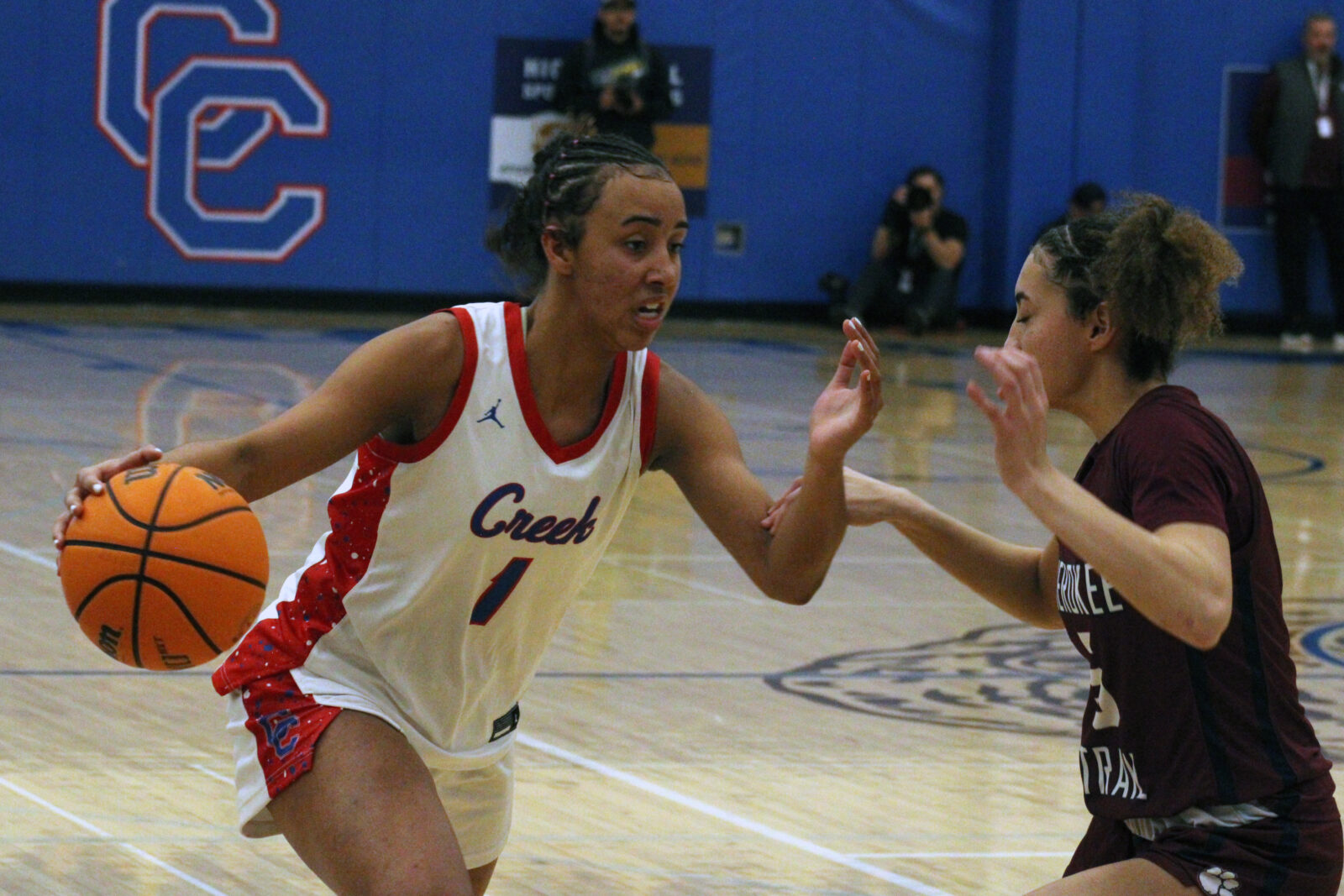 Cherokee Trial disrupts Cherry Creek's league title hopes