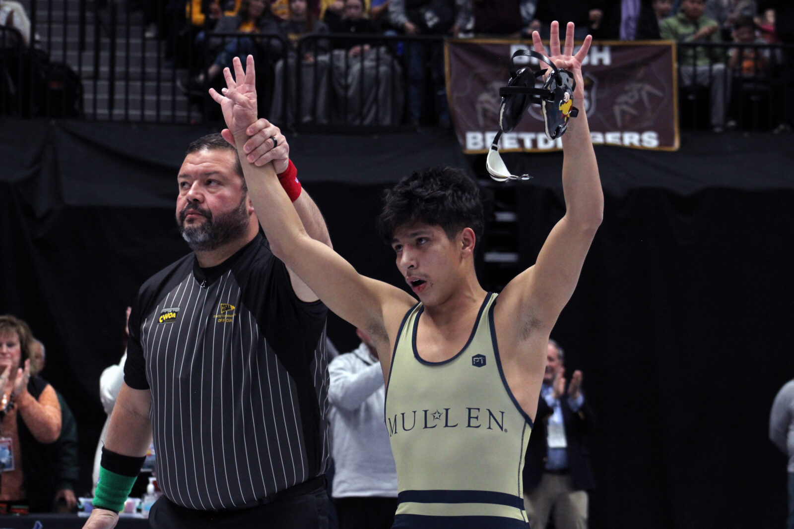 Mullen and Fort Lupton go for four, Mullen takes team wrestling title