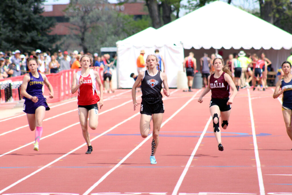 Roxy Unruh sweeps sprints in thrilling day for Cheyenne Wells