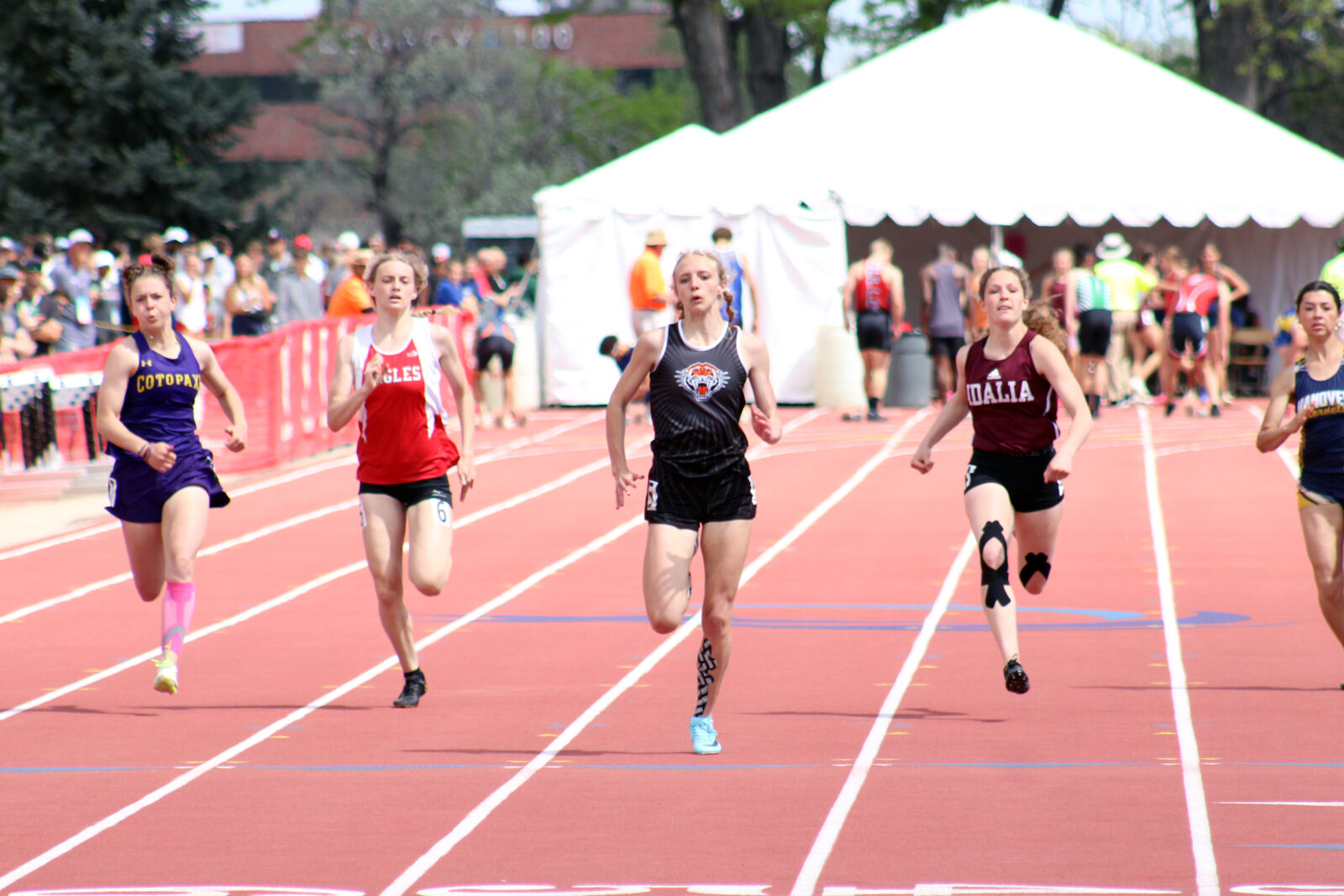 Roxy Unruh sweeps sprints in thrilling day for Cheyenne Wells