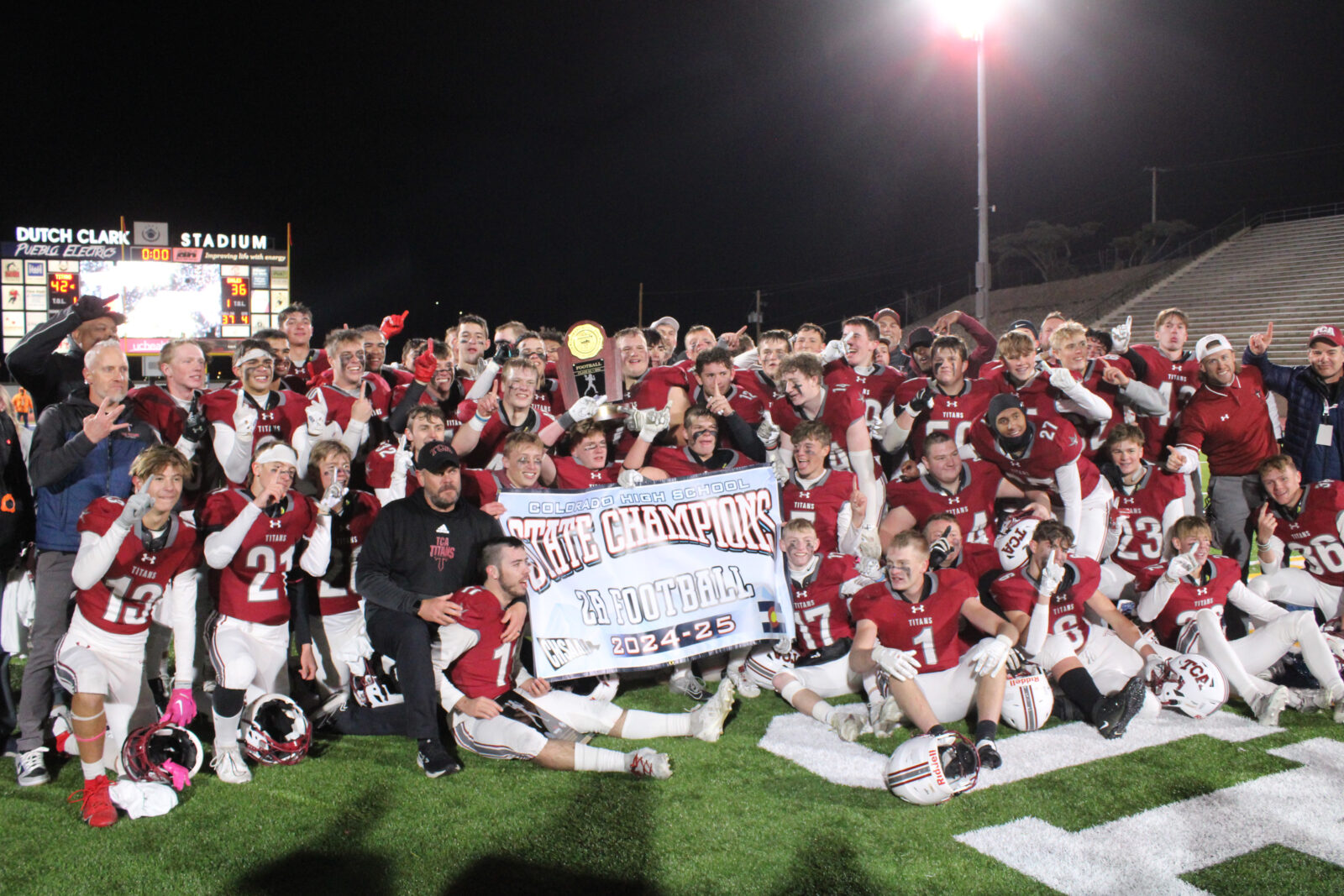 Clutch plays, fortunate breaks hand TCA first state football title