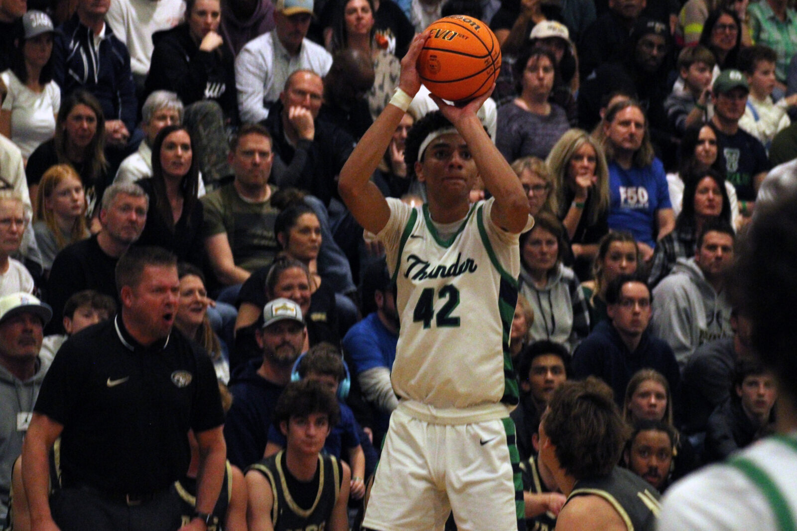 Rock Canyon boys basketball delivers haymaker to ThunderRidge
