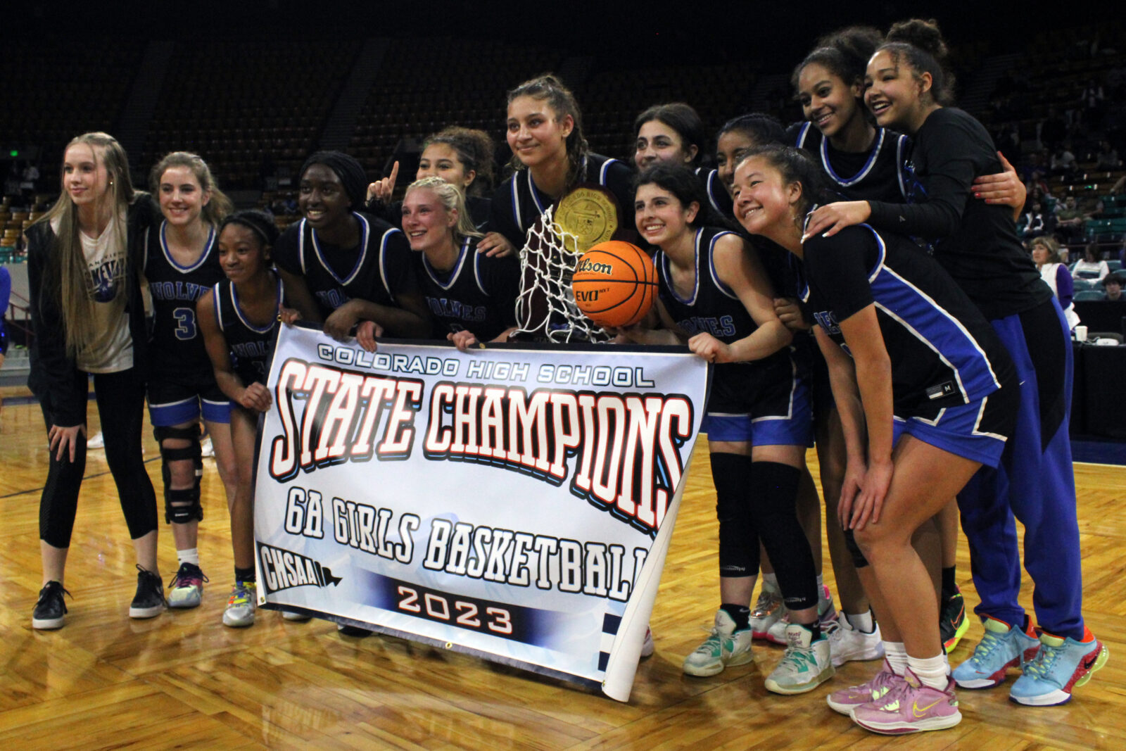 Grandview beats Monarch and claims 6A girls hoops title