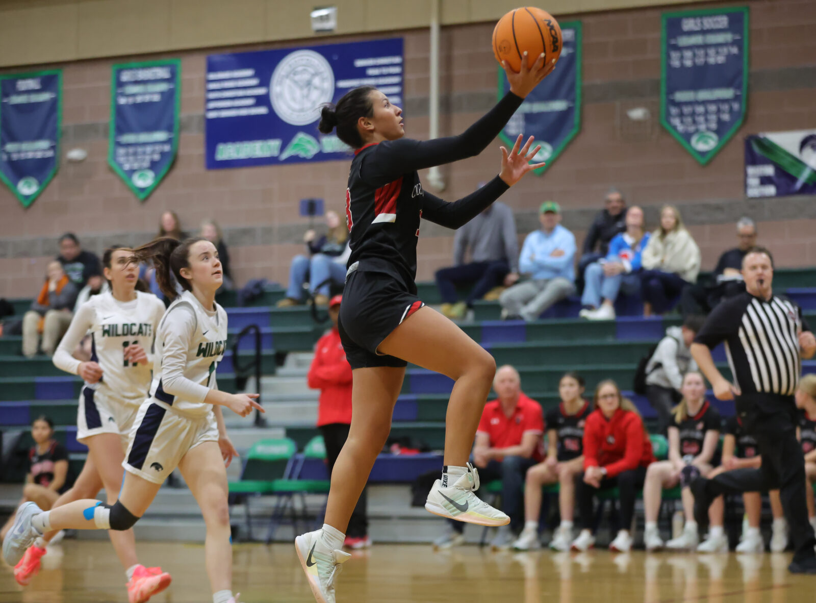 Colorado Academy basketball teams split wins with The Academy