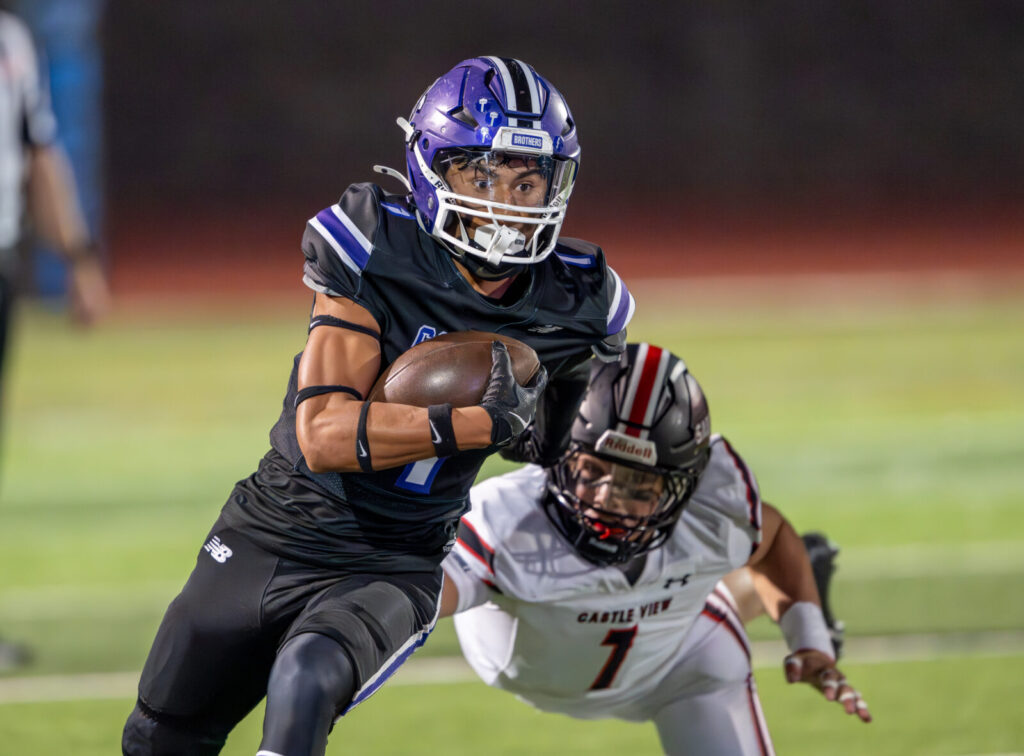 Douglas County football wins rivalry showdown with Castle View