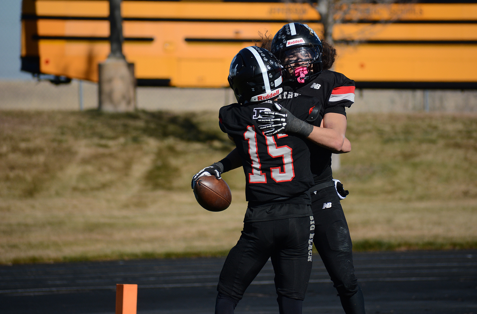 Pomona football edges Lutheran to advance to 3A semis at NAAC
