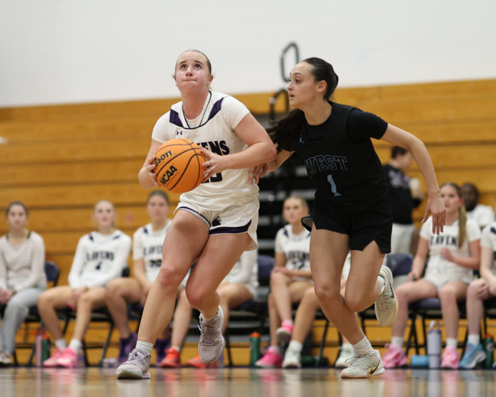 Denver South gets by Pueblo West in 6A girls basketball playoffs